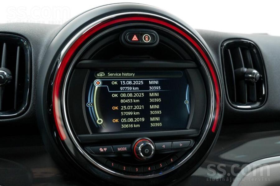 Blue MINI Countryman 2017 in Riga, with an engine capacity of 2.00 L and mileage of 112 thousand km for 18500 €, photo 31 on AUTOMOTO.COM.LV