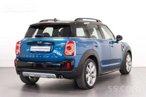 Blue MINI Countryman 2018 in Riga, with an engine capacity of 2.00 L and mileage of 120 thousand km for 19800 €, photo 2 on AUTOMOTO.COM.LV