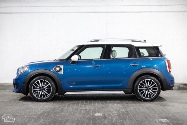 Zils MINI Countryman 2018 Viļņa, ar dzinēja tilpumu 1.50 L un nobraukumu 112 tūkst. km par 19491 €, foto 4 vietnē AUTOMOTO.COM.LV