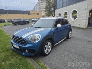 Blue MINI Countryman 2018 in Riga, with an engine capacity of 1.50 L and mileage of 125 thousand km for 16900 €, photo 4 on AUTOMOTO.COM.LV