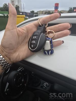Blue MINI Countryman 2018 in Riga, with an engine capacity of 1.50 L and mileage of 125 thousand km for 16900 €, photo 9 on AUTOMOTO.COM.LV