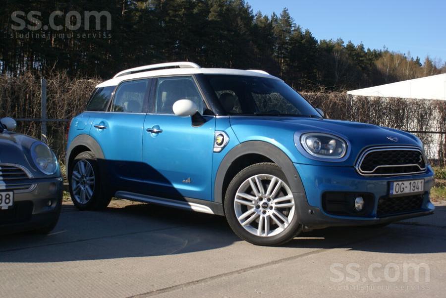 Blue MINI Countryman 2018 in Riga, with an engine capacity of 1.50 L and mileage of 146 thousand km for 16500 €, photo 1 on AUTOMOTO.COM.LV
