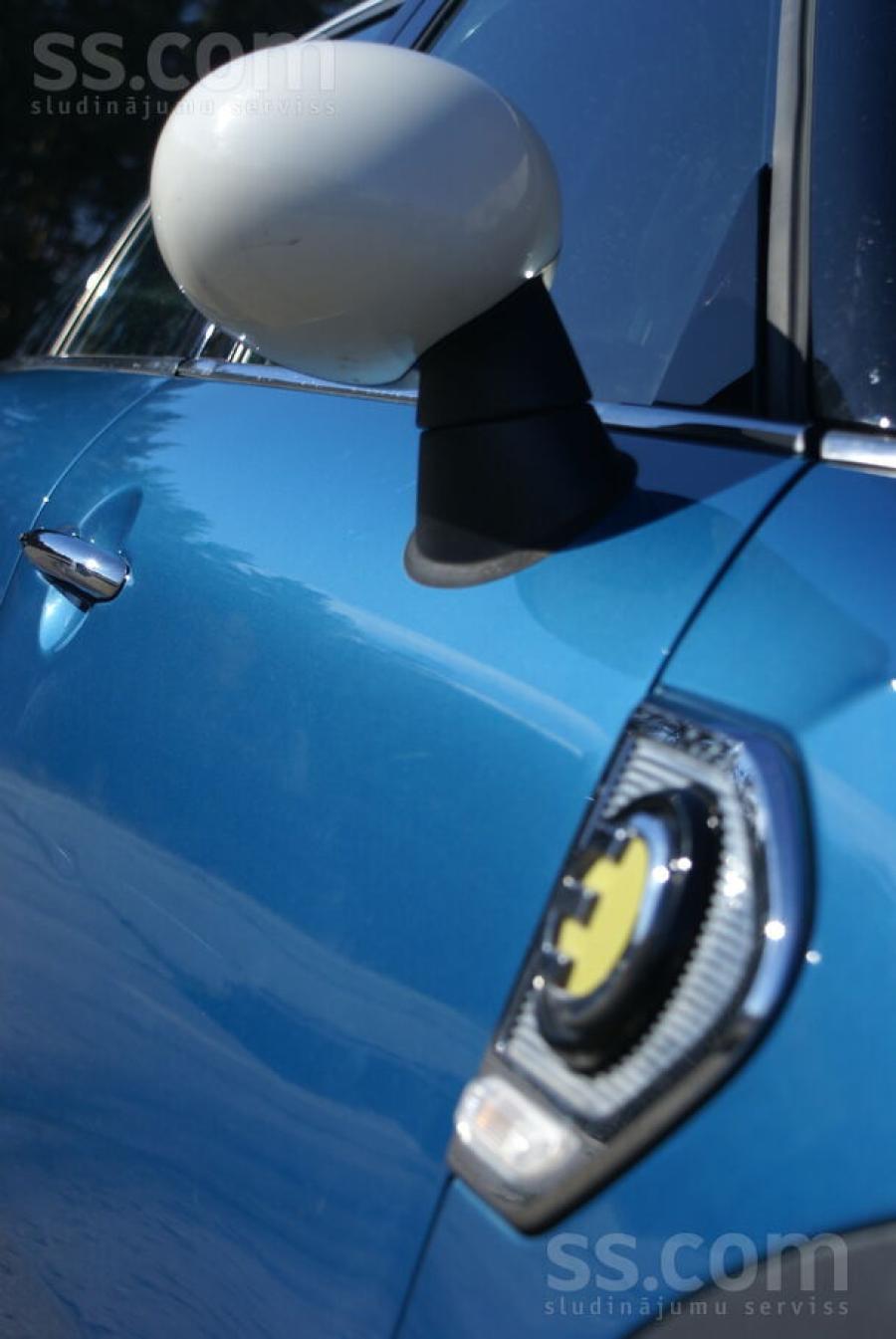 Blue MINI Countryman 2018 in Riga, with an engine capacity of 1.50 L and mileage of 146 thousand km for 16500 €, photo 4 on AUTOMOTO.COM.LV