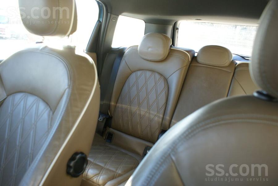 Blue MINI Countryman 2018 in Riga, with an engine capacity of 1.50 L and mileage of 146 thousand km for 16500 €, photo 6 on AUTOMOTO.COM.LV