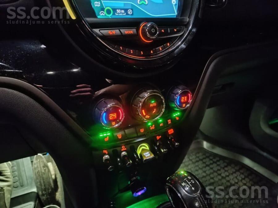 Blue MINI Countryman 2018 in Riga, with an engine capacity of 1.50 L and mileage of 146 thousand km for 16500 €, photo 14 on AUTOMOTO.COM.LV