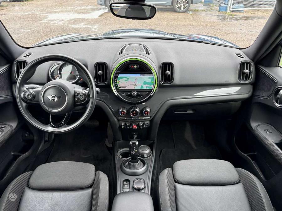 Blue MINI Countryman 2018 in Panevezys, with an engine capacity of 2.00 L and mileage of 81 thousand km for 12500 €, photo 13 on AUTOMOTO.COM.LV