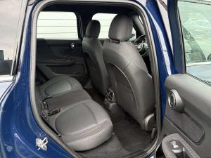 Blue MINI Countryman 2018 in Panevezys, with an engine capacity of 2.00 L and mileage of 81 thousand km for 12500 €, photo 22 on AUTOMOTO.COM.LV