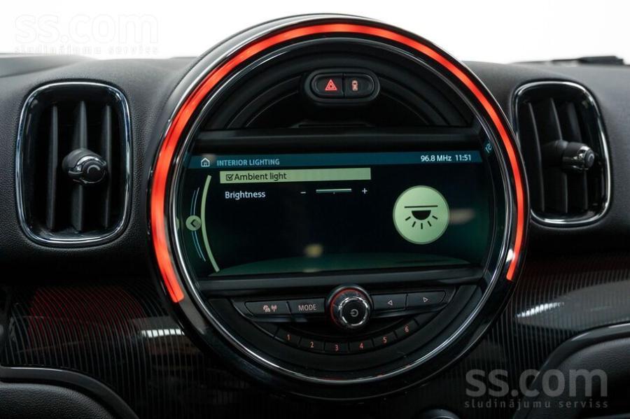 Zils MINI Countryman 2018 Rīga, ar dzinēja tilpumu 2.00 L un nobraukumu 115 tūkst. km par 19500 €, foto 23 vietnē AUTOMOTO.COM.LV