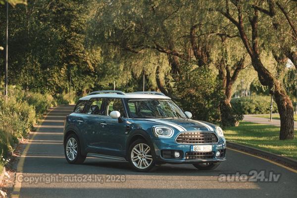 Blue MINI Countryman 2019 in Tallinn, with an engine capacity of 1.50 L and mileage of 97 thousand km for 18990 €, photo 3 on AUTOMOTO.COM.LV