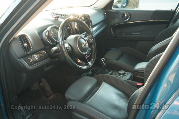 Blue MINI Countryman 2019 in Tallinn, with an engine capacity of 1.50 L and mileage of 97 thousand km for 18990 €, photo 9 on AUTOMOTO.COM.LV