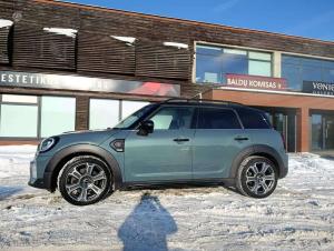 Blue MINI Countryman 2021 in Klaipeda, with an engine capacity of 2.00 L and mileage of 124 thousand km for 24900 €, photo 2 on AUTOMOTO.COM.LV