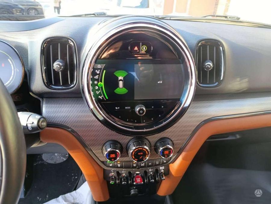 Blue MINI Countryman 2021 in Klaipeda, with an engine capacity of 2.00 L and mileage of 124 thousand km for 24900 €, photo 13 on AUTOMOTO.COM.LV