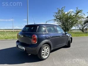 Zils MINI Countryman 2011 Jūrmala, ar dzinēja tilpumu 1.60 L un nobraukumu 447 tūkst. km par 3100 €, foto 3 vietnē AUTOMOTO.COM.LV