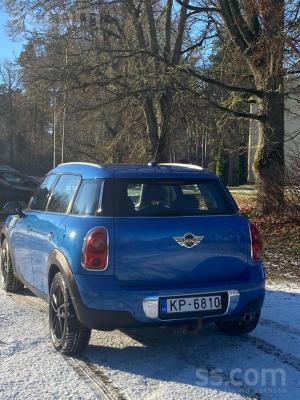 Blue MINI Countryman 2012 in Ogre, with an engine capacity of 1.60 L and mileage of 287 thousand km for 5900 €, photo 7 on AUTOMOTO.COM.LV