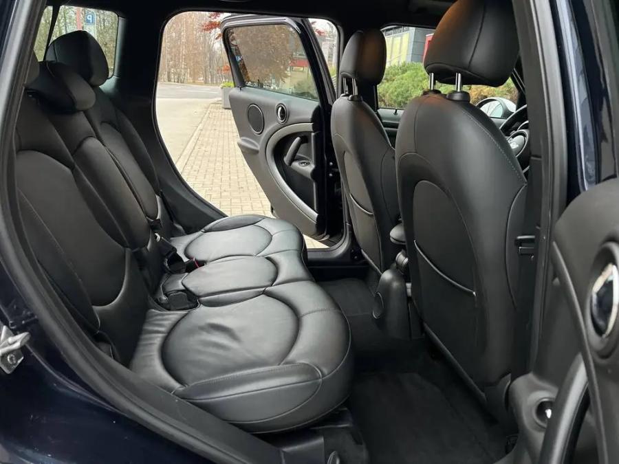 Blue MINI Countryman 2012 in Riga, with an engine capacity of 2.00 L and mileage of 221 thousand km for 7450 €, photo 18 on AUTOMOTO.COM.LV