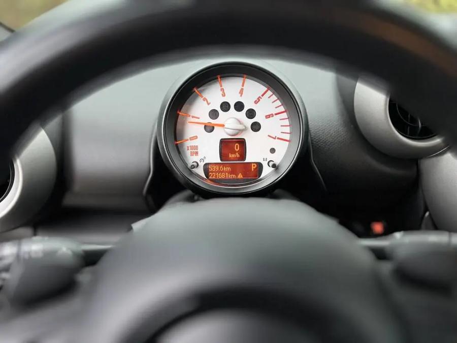 Blue MINI Countryman 2012 in Riga, with an engine capacity of 2.00 L and mileage of 221 thousand km for 7450 €, photo 25 on AUTOMOTO.COM.LV