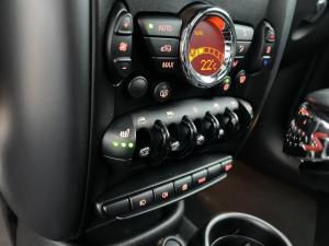 Blue MINI Countryman 2012 in Riga, with an engine capacity of 2.00 L and mileage of 221 thousand km for 7450 €, photo 26 on AUTOMOTO.COM.LV