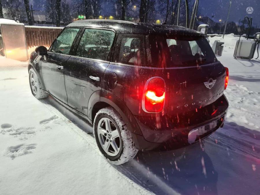Blue MINI Countryman 2013 in Taurage, with an engine capacity of 1.60 L and mileage of 140 thousand km for 4700 €, photo 4 on AUTOMOTO.COM.LV
