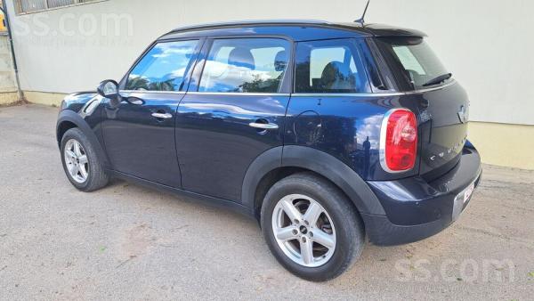 Zils MINI Countryman 2013 Ogre, ar dzinēja tilpumu 1.60 L un nobraukumu 194 tūkst. km par 6950 €, foto 2 vietnē AUTOMOTO.COM.LV