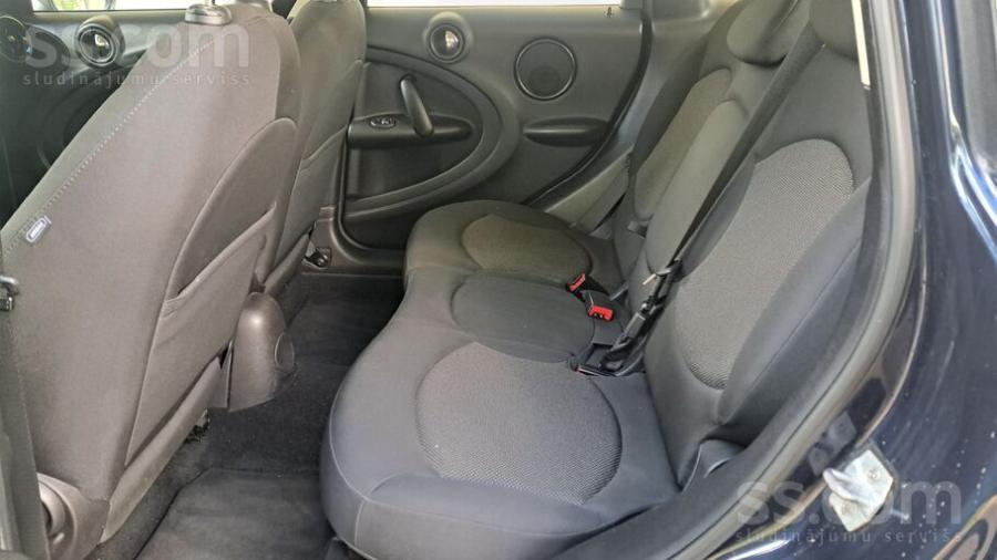 Zils MINI Countryman 2013 Ogre, ar dzinēja tilpumu 1.60 L un nobraukumu 194 tūkst. km par 6950 €, foto 16 vietnē AUTOMOTO.COM.LV