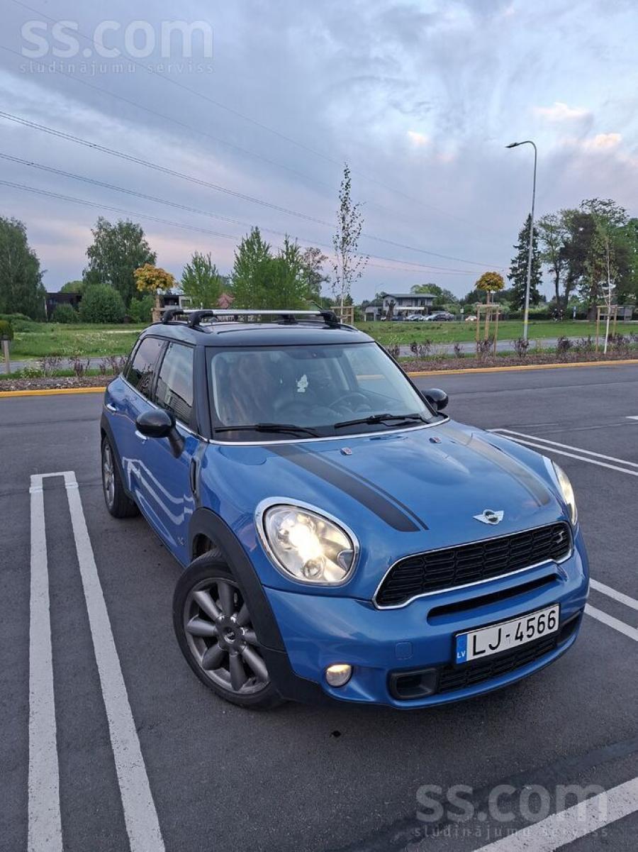 Blue MINI Countryman 2013 in Riga, with an engine capacity of 1.60 L and mileage of 245 thousand km for 6550 €, photo 1 on AUTOMOTO.COM.LV