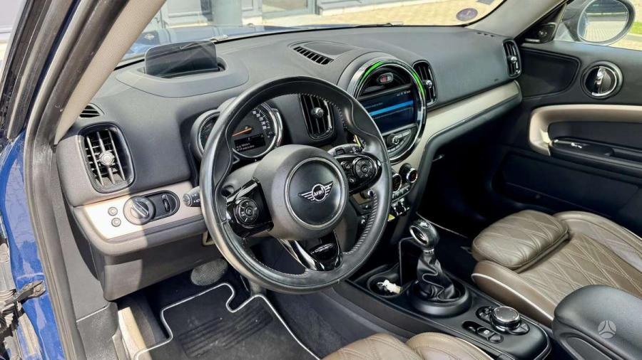 Blue MINI Countryman 2018 in Vilnius, with an engine capacity of 1.50 L and mileage of 169 thousand km for 14990 €, photo 19 on AUTOMOTO.COM.LV