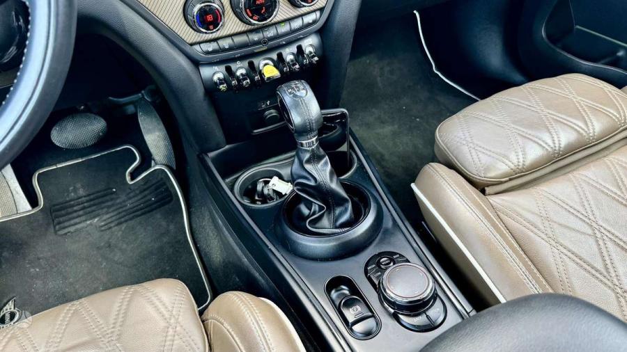 Blue MINI Countryman 2018 in Vilnius, with an engine capacity of 1.50 L and mileage of 169 thousand km for 14990 €, photo 28 on AUTOMOTO.COM.LV