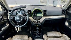 Zils MINI Countryman 2018 Viļņa, ar dzinēja tilpumu 1.50 L un nobraukumu 169 tūkst. km par 14990 €, foto 24 vietnē AUTOMOTO.COM.LV