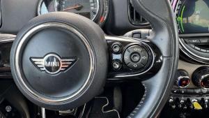 Zils MINI Countryman 2018 Viļņa, ar dzinēja tilpumu 1.50 L un nobraukumu 169 tūkst. km par 14990 €, foto 27 vietnē AUTOMOTO.COM.LV