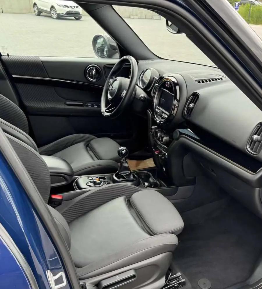 Zils MINI Countryman 2019 Telšiai, ar dzinēja tilpumu 2.00 L un nobraukumu 219 tūkst. km par 11190 €, foto 15 vietnē AUTOMOTO.COM.LV