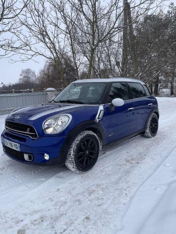 Blue MINI Countryman 2015 in Raseiniai, with an engine capacity of 2.00 L and mileage of 137 thousand km for 8900 €, photo 2 on AUTOMOTO.COM.LV