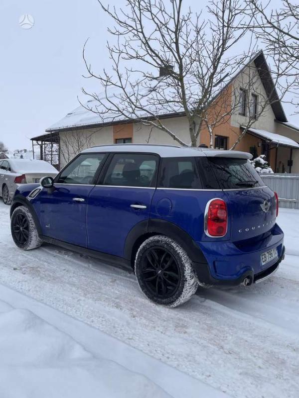 Blue MINI Countryman 2015 in Raseiniai, with an engine capacity of 2.00 L and mileage of 137 thousand km for 8900 €, photo 4 on AUTOMOTO.COM.LV