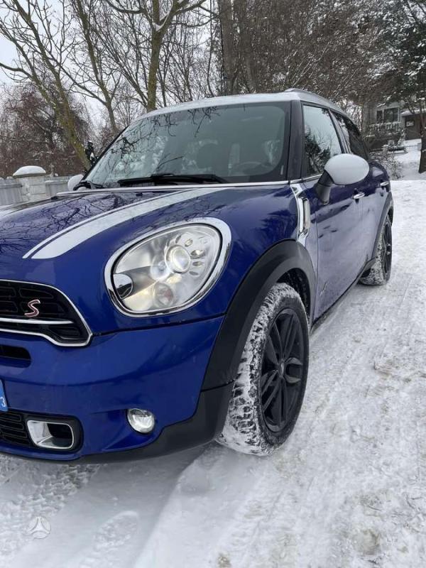 Blue MINI Countryman 2015 in Raseiniai, with an engine capacity of 2.00 L and mileage of 137 thousand km for 8900 €, photo 10 on AUTOMOTO.COM.LV