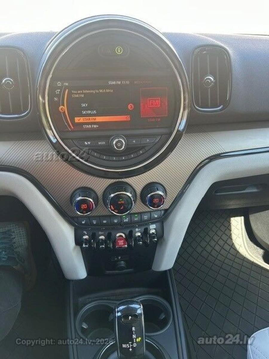 Blue MINI Countryman 2020 in Tallinn, with an engine capacity of 2.00 L and mileage of 19 thousand km for 22000 €, photo 9 on AUTOMOTO.COM.LV