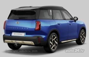 Blue MINI Countryman 2024 in Tallinn, with an engine capacity of 1.50 L and mileage of 32 thousand km for 36900 €, photo 3 on AUTOMOTO.COM.LV