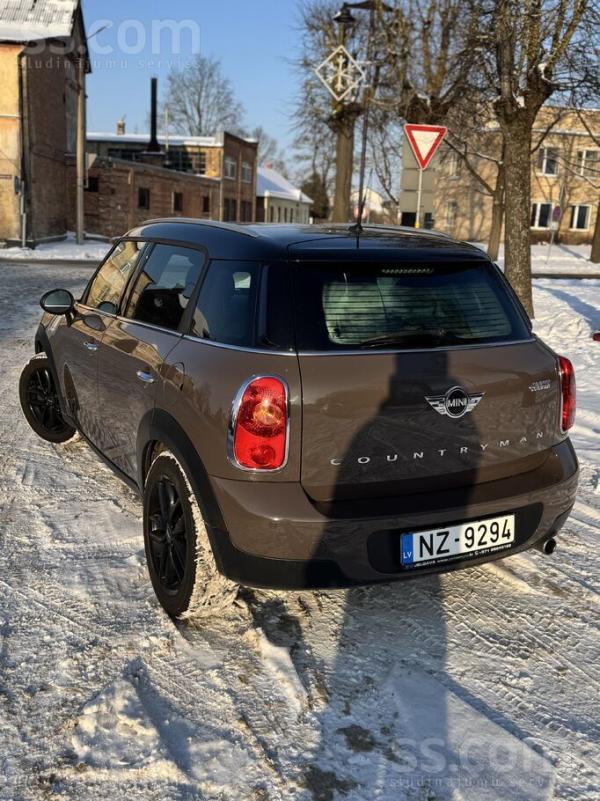 Brown MINI Countryman 2013 in Jelgava, with an engine capacity of 1.60 L and mileage of 78 thousand km for 8500 €, photo 3 on AUTOMOTO.COM.LV
