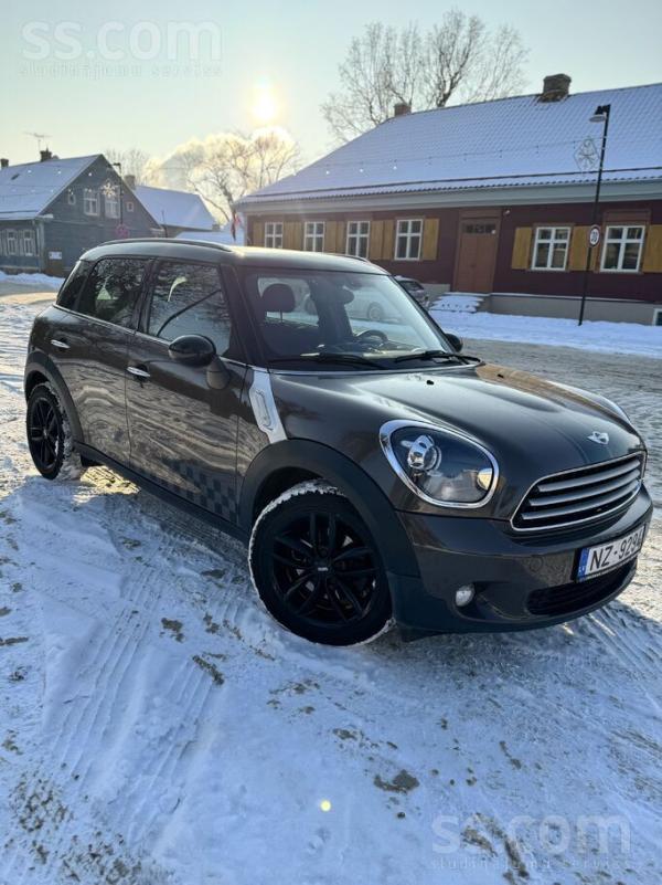 Brown MINI Countryman 2013 in Jelgava, with an engine capacity of 1.60 L and mileage of 78 thousand km for 8500 €, photo 5 on AUTOMOTO.COM.LV