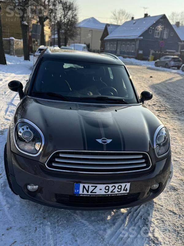 Brown MINI Countryman 2013 in Jelgava, with an engine capacity of 1.60 L and mileage of 78 thousand km for 8500 €, photo 6 on AUTOMOTO.COM.LV