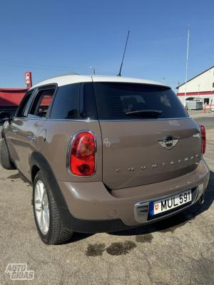 Brown MINI Countryman 2013 in Panevezys, with an engine capacity of 1.60 L and mileage of 204 thousand km for 5000 €, photo 2 on AUTOMOTO.COM.LV