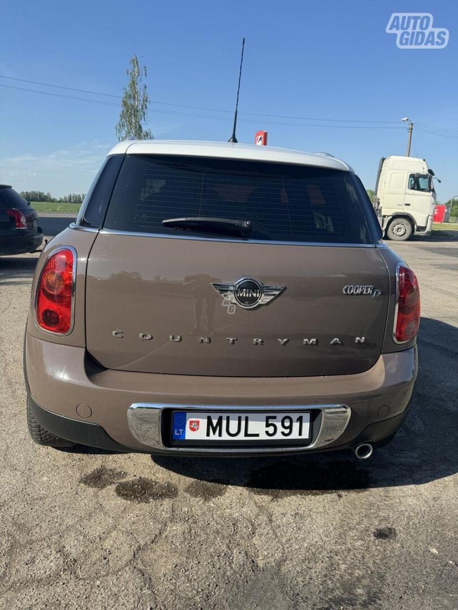 Brown MINI Countryman 2013 in Panevezys, with an engine capacity of 1.60 L and mileage of 204 thousand km for 5000 €, photo 7 on AUTOMOTO.COM.LV