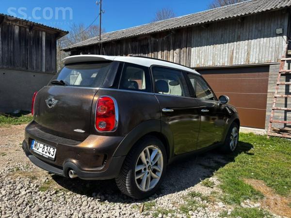 Brūns MINI Countryman 2013 Ventspils, ar dzinēja tilpumu 2.00 L un nobraukumu 171 tūkst. km par 7300 €, foto 4 vietnē AUTOMOTO.COM.LV