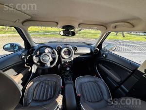 Brown MINI Countryman 2013 in Ventspils, with an engine capacity of 2.00 L and mileage of 171 thousand km for 7300 €, photo 6 on AUTOMOTO.COM.LV