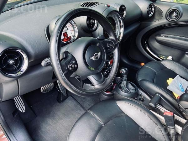 Brown MINI Countryman 2013 in Riga, with an engine capacity of 2.00 L and mileage of 220 thousand km for 9950 €, photo 9 on AUTOMOTO.COM.LV