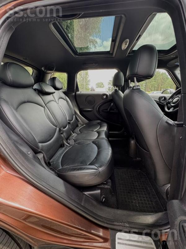 Brūns MINI Countryman 2013 Rīga, ar dzinēja tilpumu 2.00 L un nobraukumu 220 tūkst. km par 7495 €, foto 7 vietnē AUTOMOTO.COM.LV