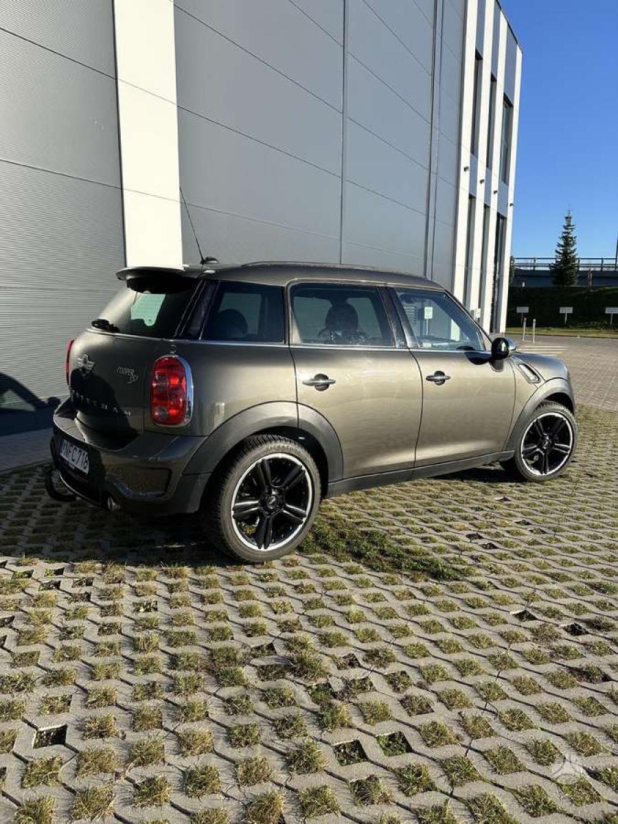 Brūns MINI Countryman 2014 Viļņa, ar dzinēja tilpumu 2.00 L un nobraukumu 263 tūkst. km par 6800 €, foto 4 vietnē AUTOMOTO.COM.LV