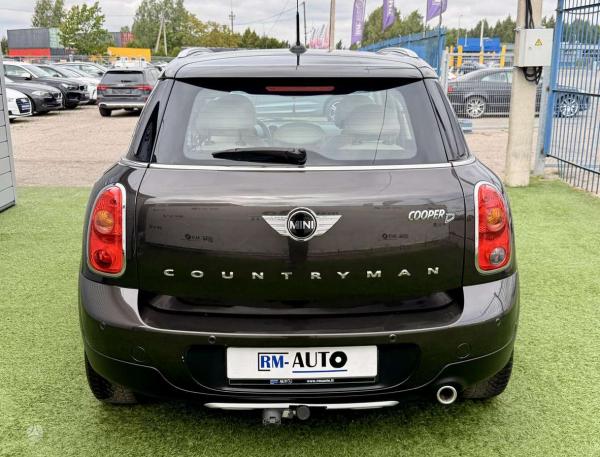 Brown MINI Countryman 2014 in Panevezys, with an engine capacity of 2.00 L and mileage of 91 thousand km for 8300 €, photo 8 on AUTOMOTO.COM.LV