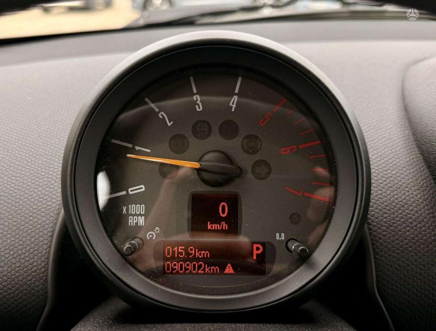 Brūns MINI Countryman 2014 Panevēža, ar dzinēja tilpumu 2.00 L un nobraukumu 91 tūkst. km par 8300 €, foto 20 vietnē AUTOMOTO.COM.LV