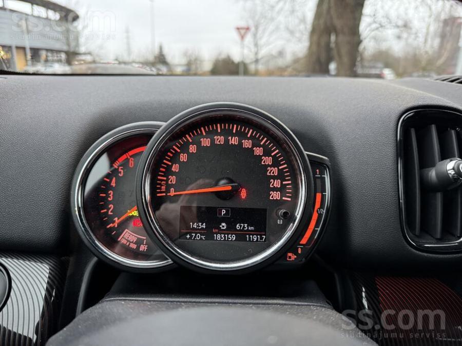 Brūns MINI Countryman 2017 Rīga, ar dzinēja tilpumu 2.00 L un nobraukumu 184 tūkst. km par 17900 €, foto 4 vietnē AUTOMOTO.COM.LV