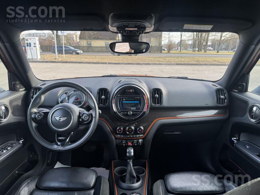 Brūns MINI Countryman 2017 Rīga, ar dzinēja tilpumu 2.00 L un nobraukumu 187 tūkst. km par 12500 €, foto 12 vietnē AUTOMOTO.COM.LV
