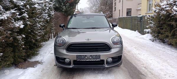 Brown MINI Countryman 2019 in Kaunas, with an engine capacity of 2.00 L and mileage of 189 thousand km for 12950 €, photo 8 on AUTOMOTO.COM.LV